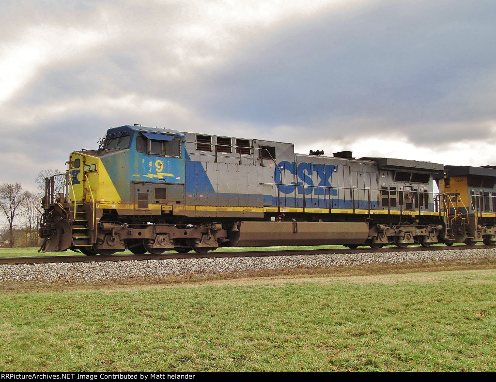 CSX 9